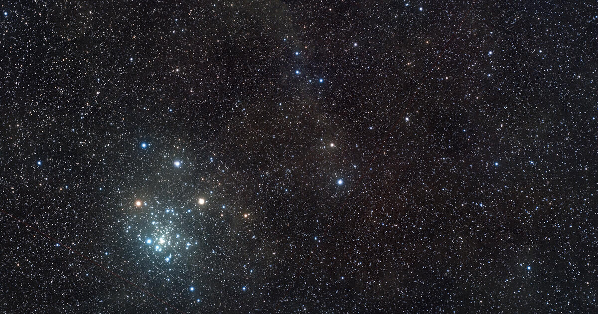 NGC2516 (Diamond Cluster) | Telescope Live